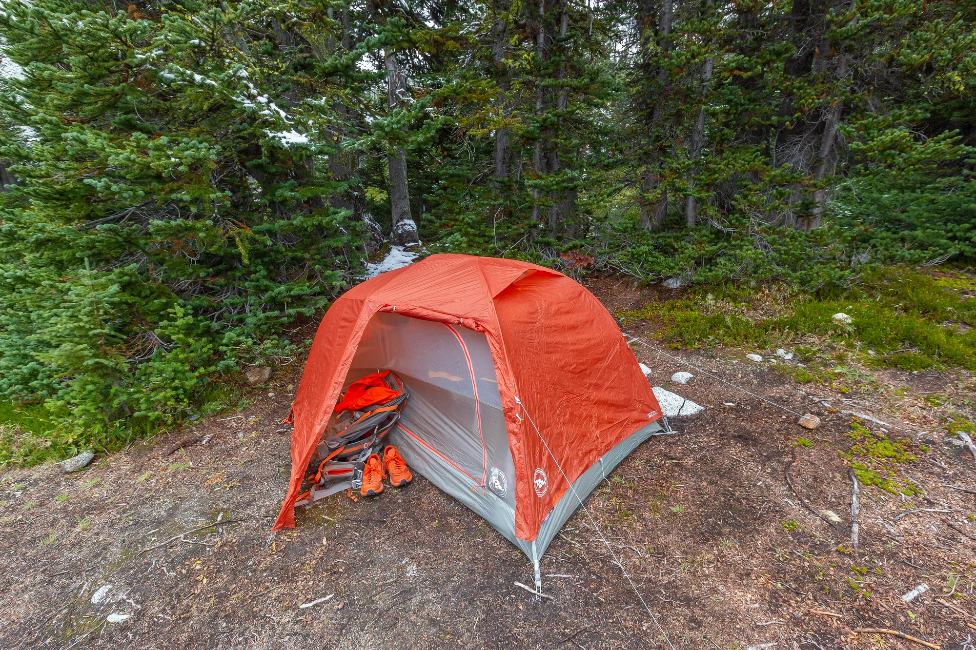 What is a Tent Vestibule and What is it Good For | Ten Pound Backpack